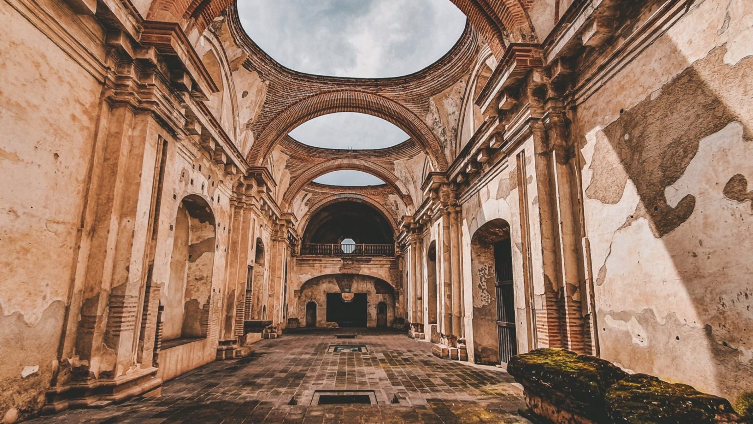 4 Stunning Colonial Ruins You Must See In Antigua Guatemala